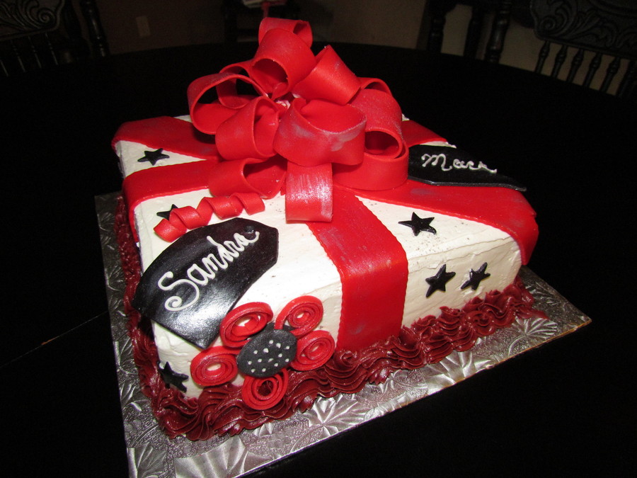 Bow/present Cake - CakeCentral.com
