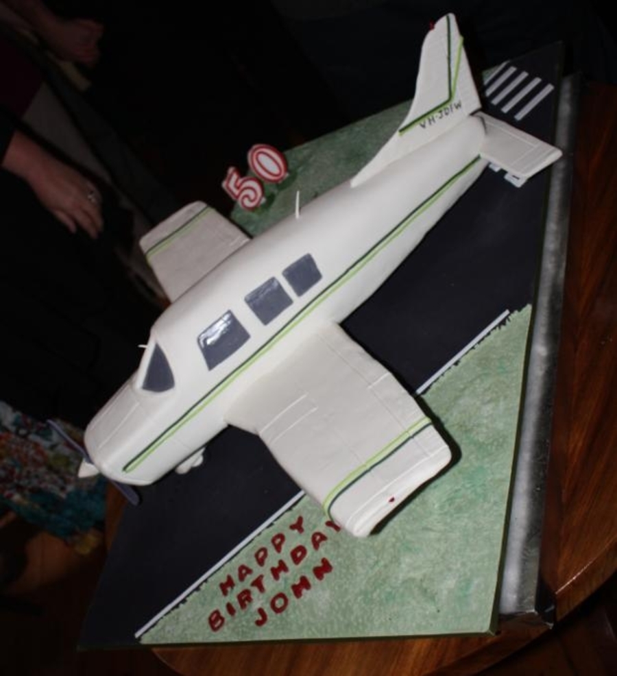 aeroplane-cake-cakecentral