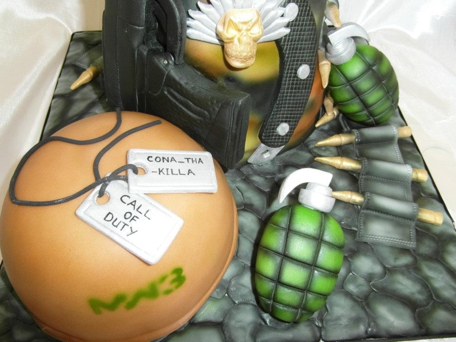 Call Of Duty Cake - CakeCentral.com