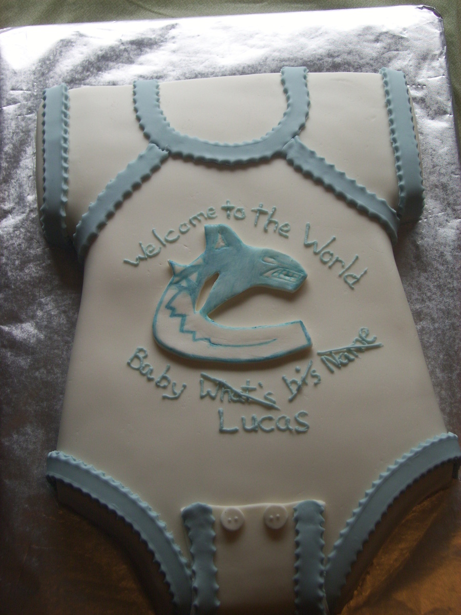 Canucks Cake - CakeCentral.com