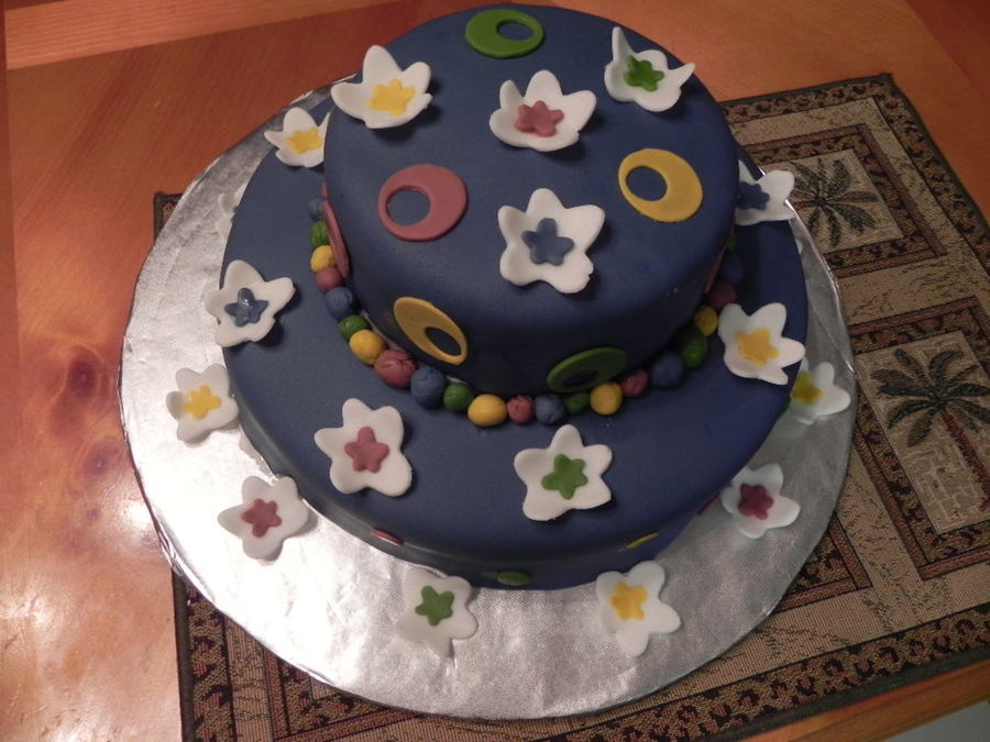 Flowers And Circles Cake For Tall Cakes Class - CakeCentral.com