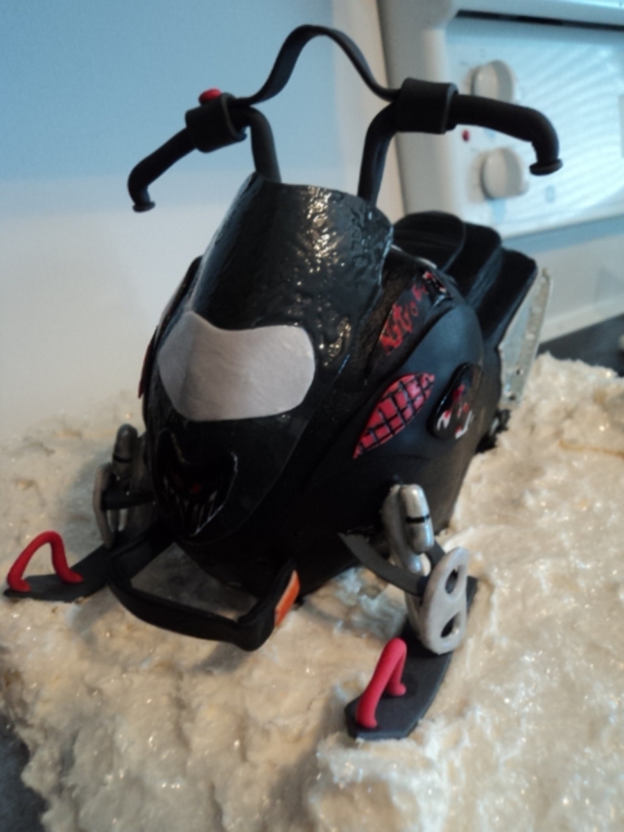 Snowmobile Cake - CakeCentral.com