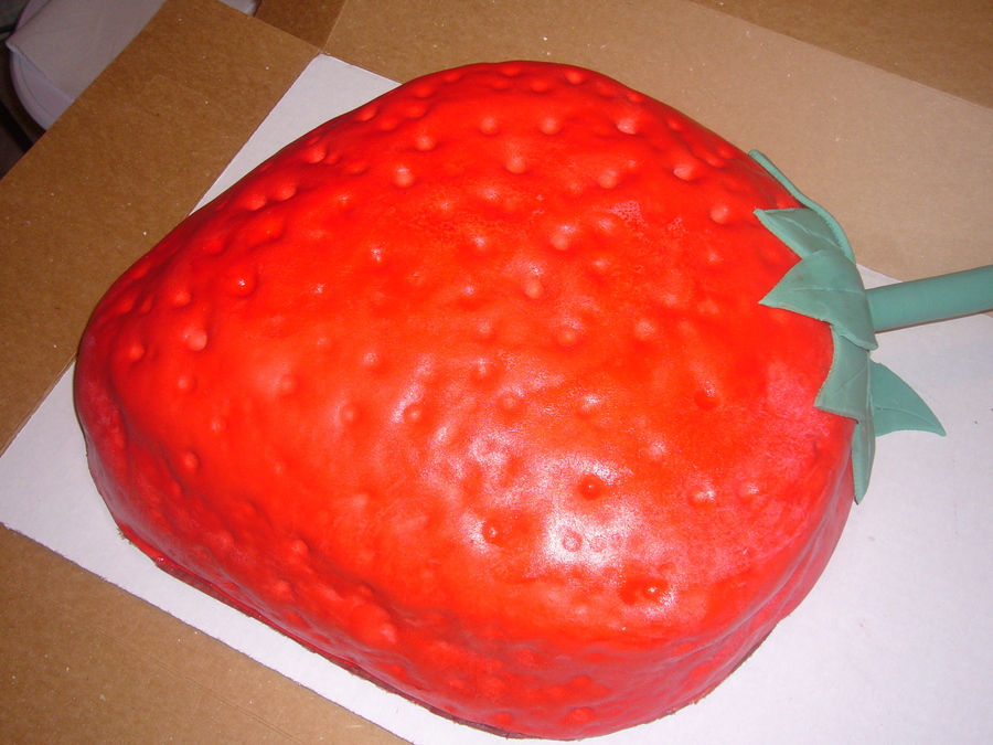 Strawberry - CakeCentral.com