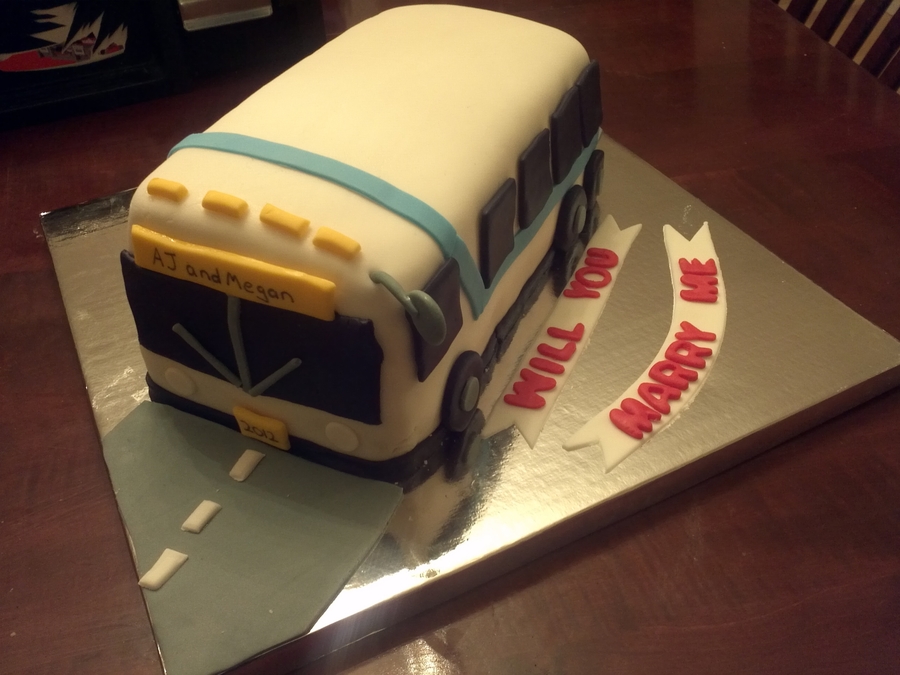 Transit Bus - CakeCentral.com