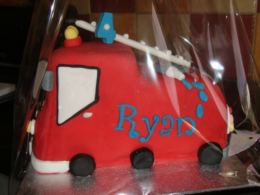 Fire Engine - CakeCentral.com