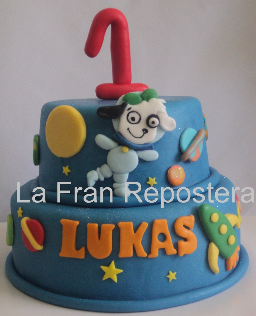 Doki Space - CakeCentral.com