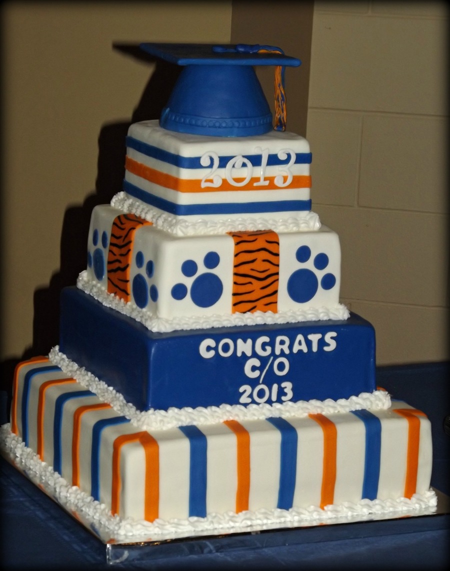 Tigers Graduation Cake - CakeCentral.com