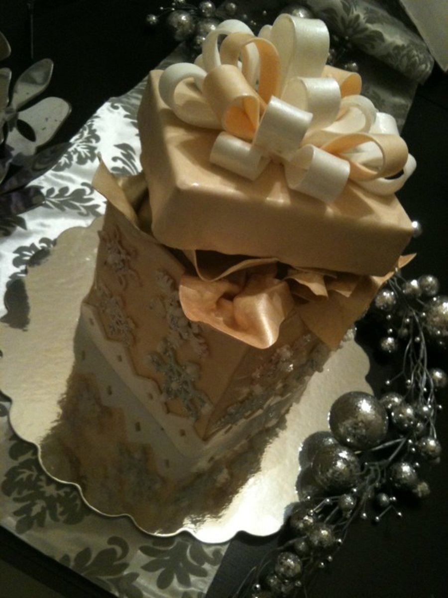 Present Cake - CakeCentral.com