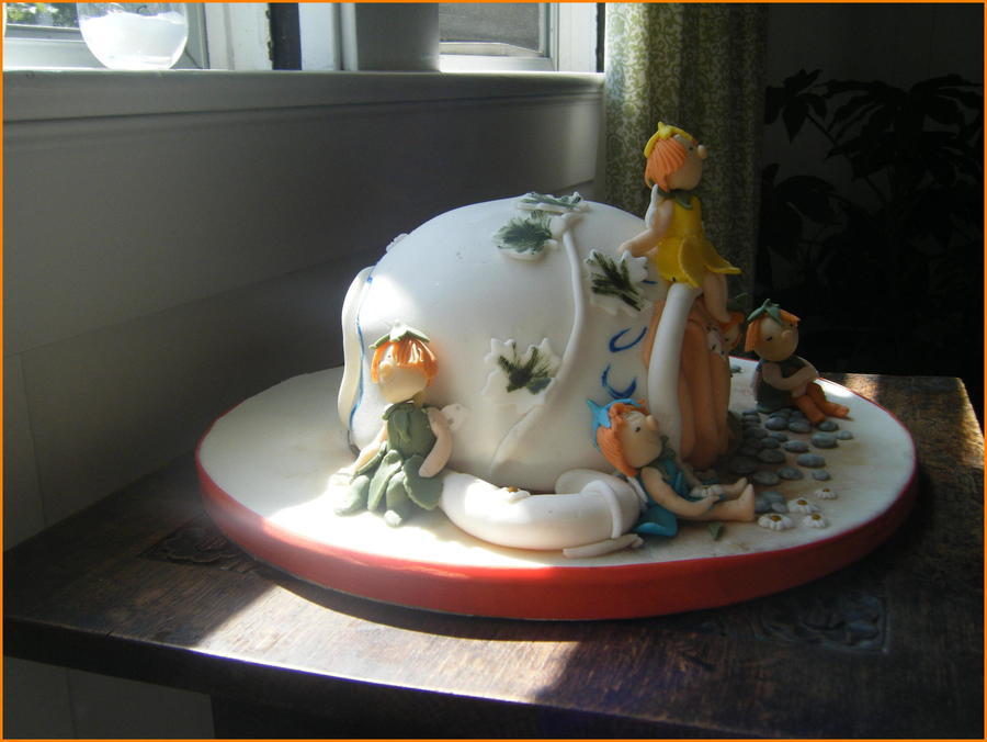 Sofias Pixie Tea Pot House - CakeCentral.com