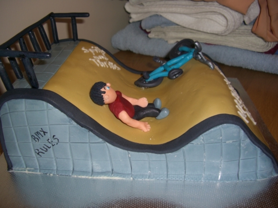 Bmx Bike Cake - CakeCentral.com