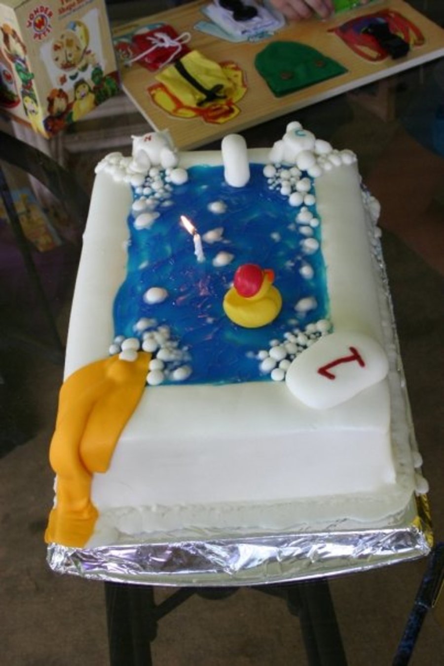 Rubber Duckie Bathtub Cake - CakeCentral.com