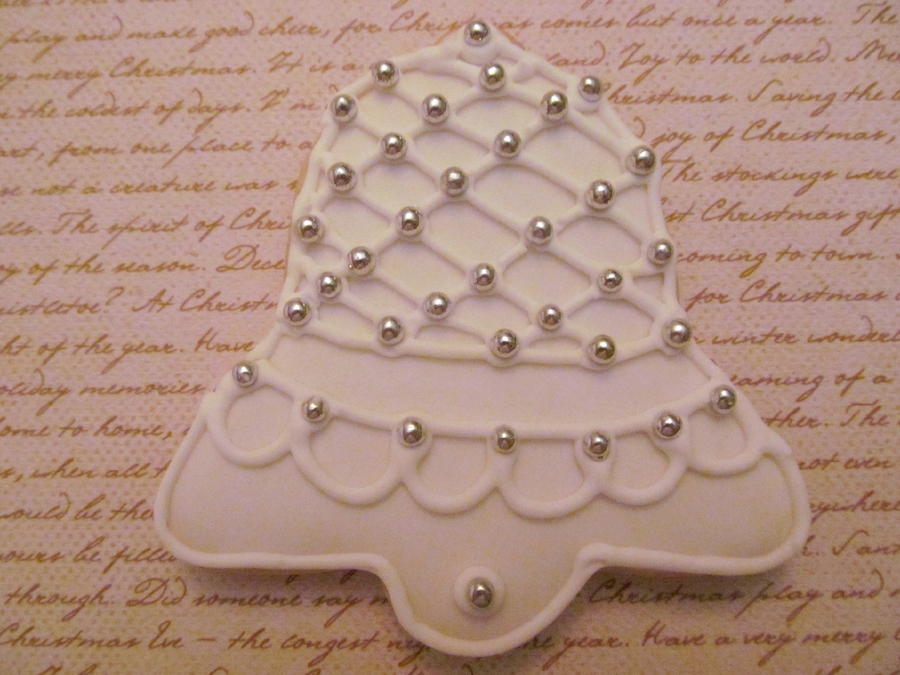 Silver Bells - CakeCentral.com