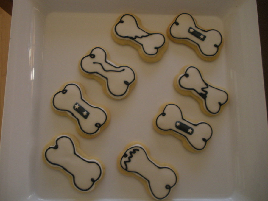 Bones - CakeCentral.com