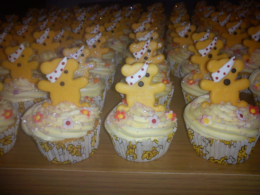 Pugsy Bear - CakeCentral.com