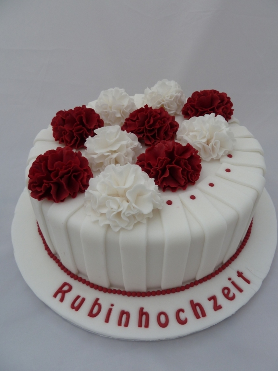 Ruby Wedding - CakeCentral.com