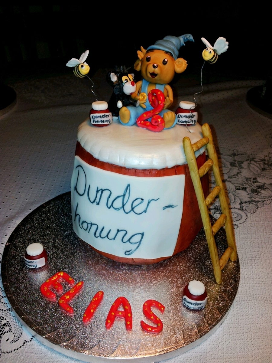 Bamse Tht Baer - CakeCentral.com