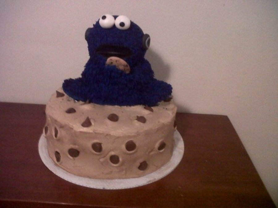 Cookie Monster Cake - CakeCentral.com