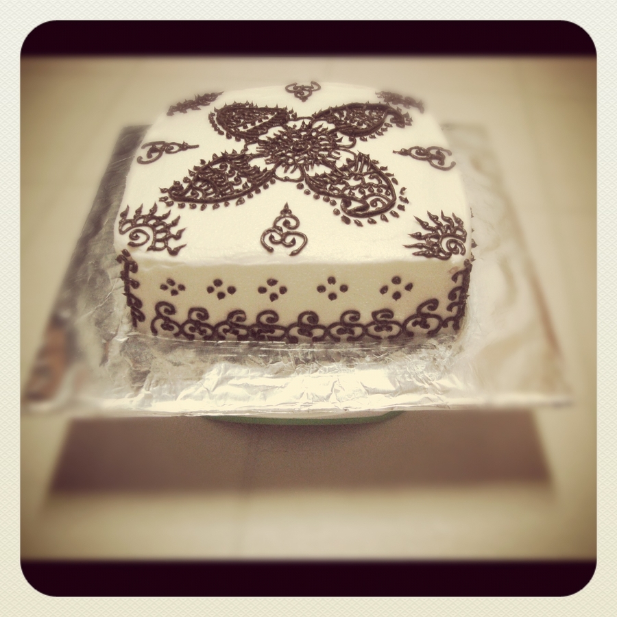Mehndi / Henna Cake - CakeCentral.com