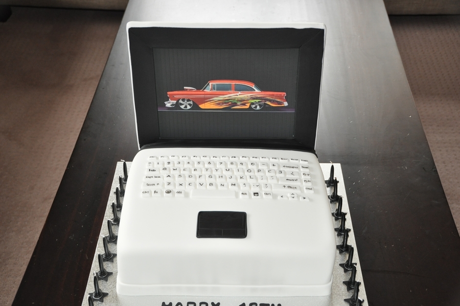 Lap Top Cake - CakeCentral.com