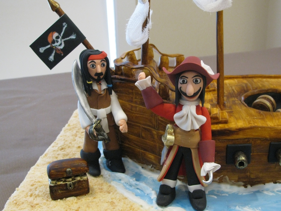 Pirate Cake - CakeCentral.com
