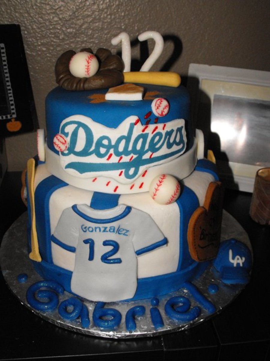 Dodger Cake - CakeCentral.com