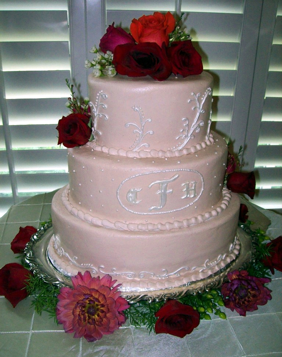 Oval Beauty - CakeCentral.com