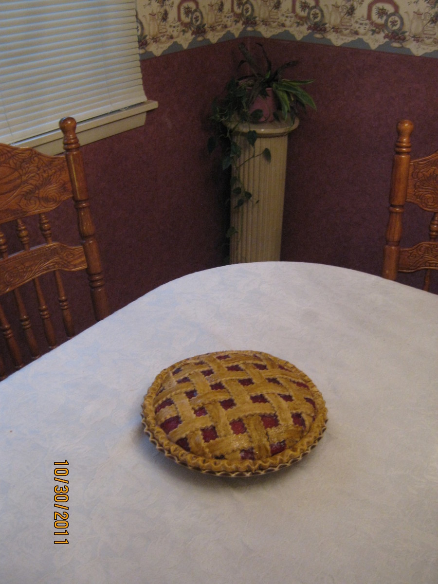 Berry Pie Cake - CakeCentral.com