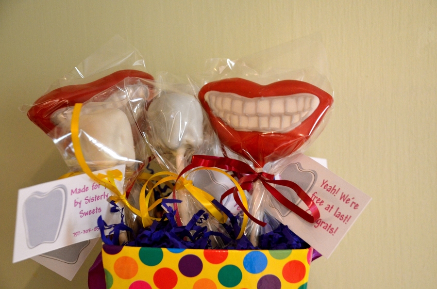 Teeth Cake Pops - CakeCentral.com