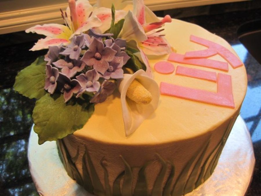 Gumpaste Flowers For Lily - CakeCentral.com