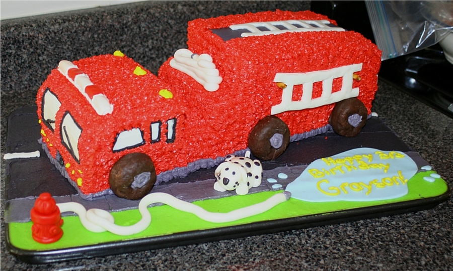Firetruck Cake - CakeCentral.com