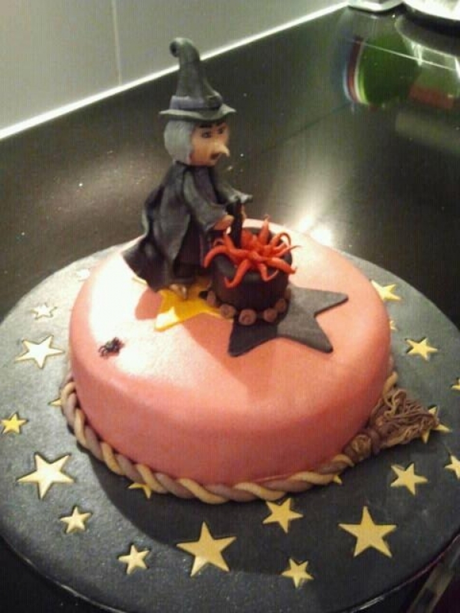 Witch - CakeCentral.com