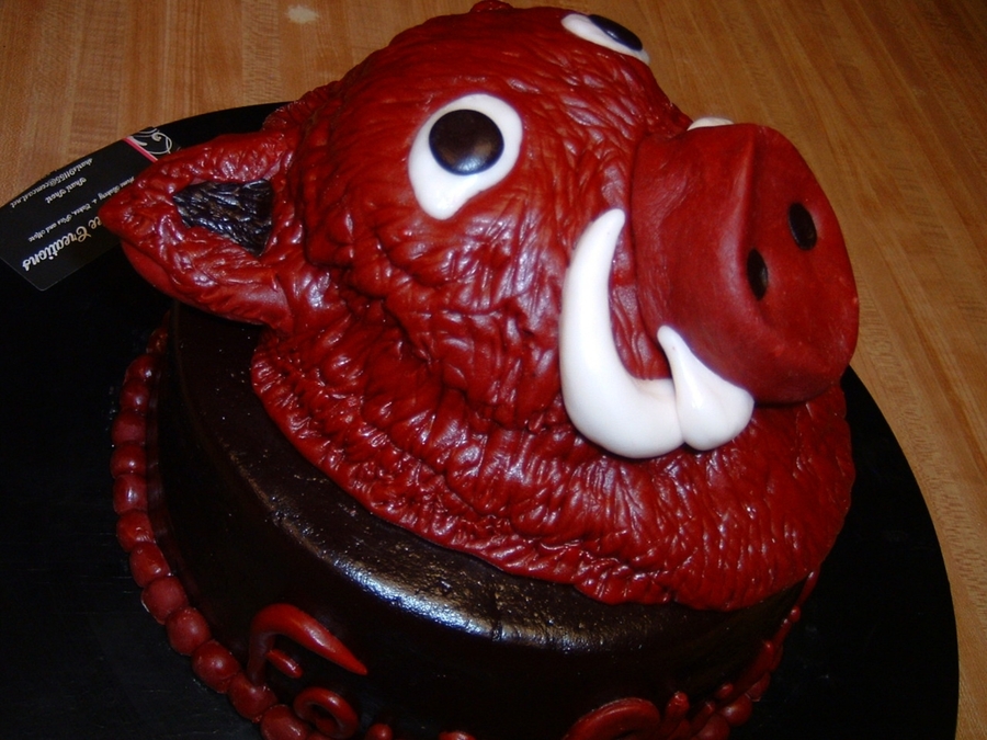 Razorback Cake - CakeCentral.com