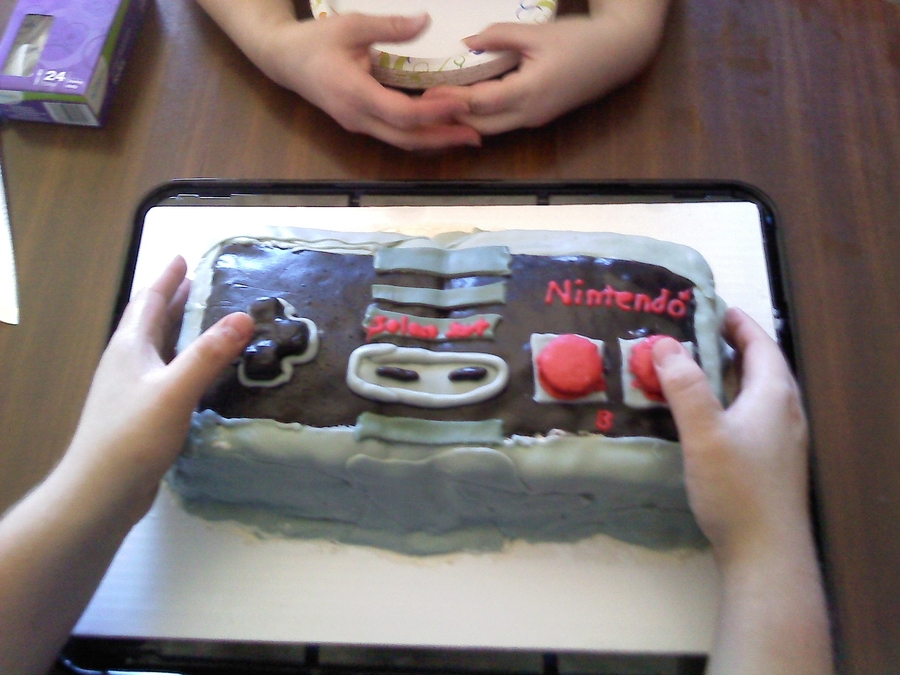 Nes Controller - CakeCentral.com