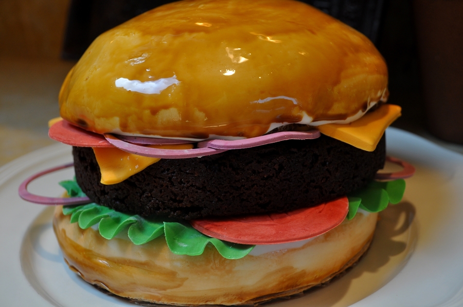 Cheeseburger Cake - CakeCentral.com