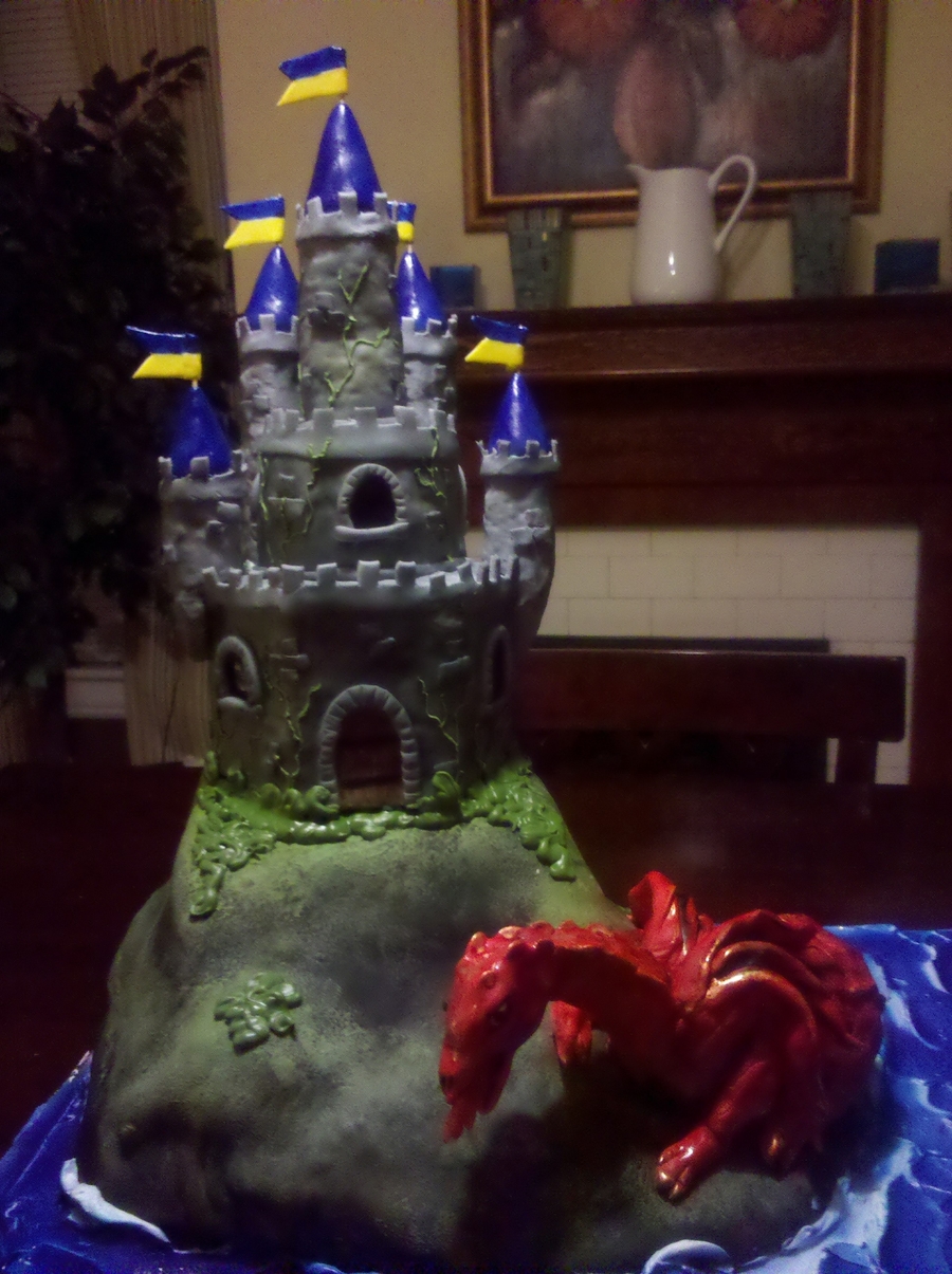 Medieval Castle - CakeCentral.com