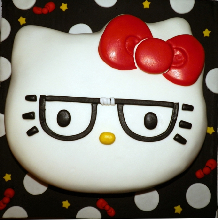 Hello Kitty Nerd Cake - CakeCentral.com