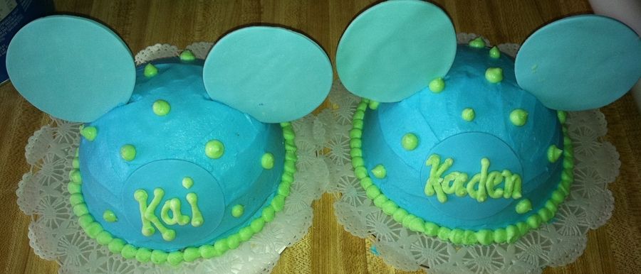 Mickey Hats - CakeCentral.com