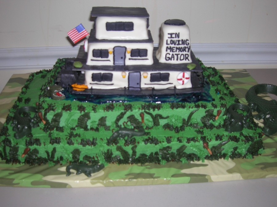 Tugboat & Gators - CakeCentral.com