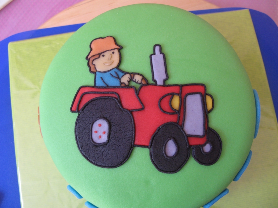 Tractor - CakeCentral.com