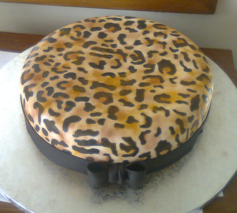Leopard Print - CakeCentral.com