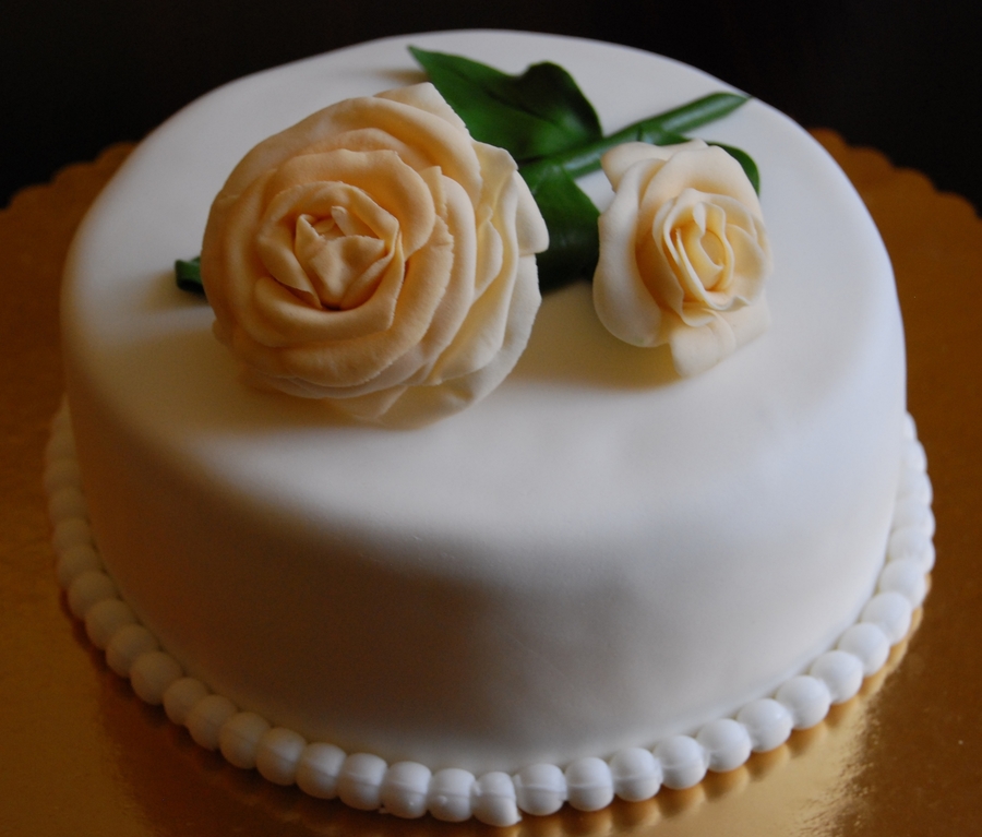 Roses - CakeCentral.com