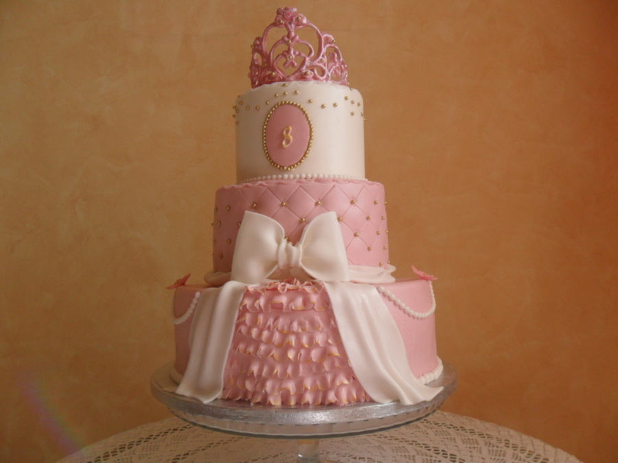 Princess Tiara Cake - CakeCentral.com