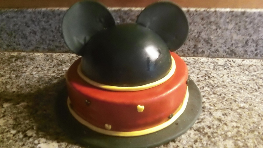 Simple Quick Mickey Mouse Cake - CakeCentral.com