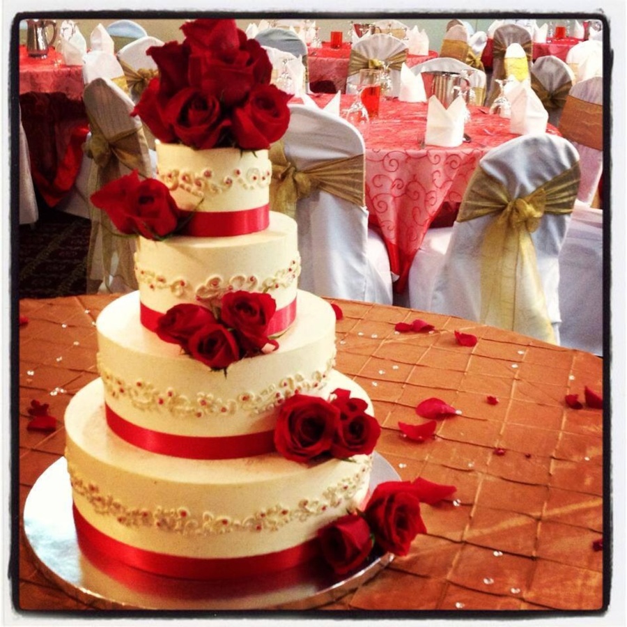 Roses And Scrolls - CakeCentral.com