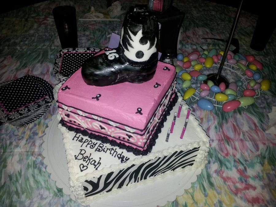 Bootcake - CakeCentral.com