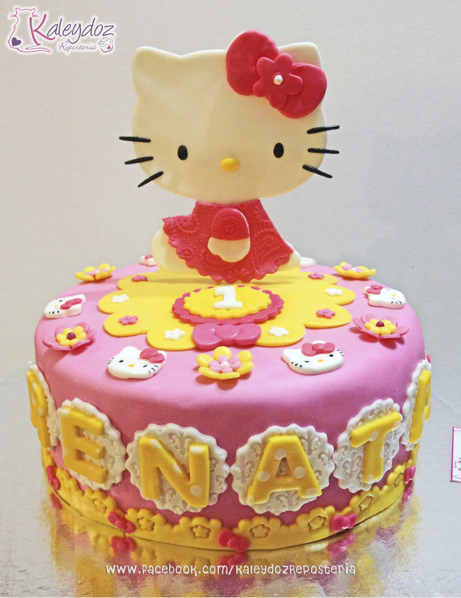 1 Year Hello Kitty Cake - CakeCentral.com