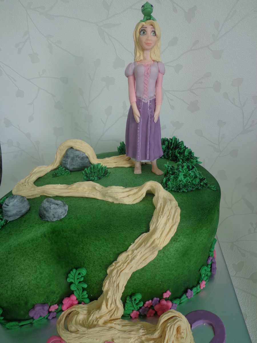 Tangled Cake. - CakeCentral.com