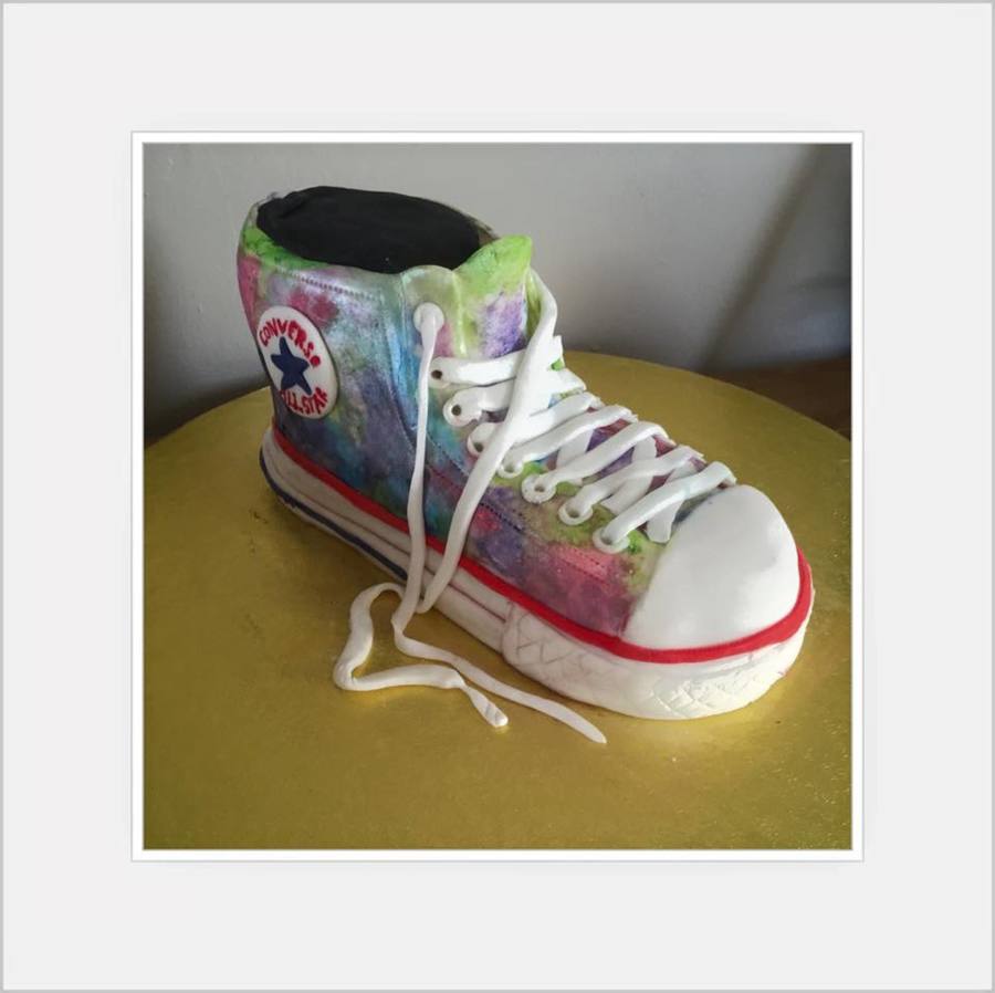 Converse Shoe - CakeCentral.com