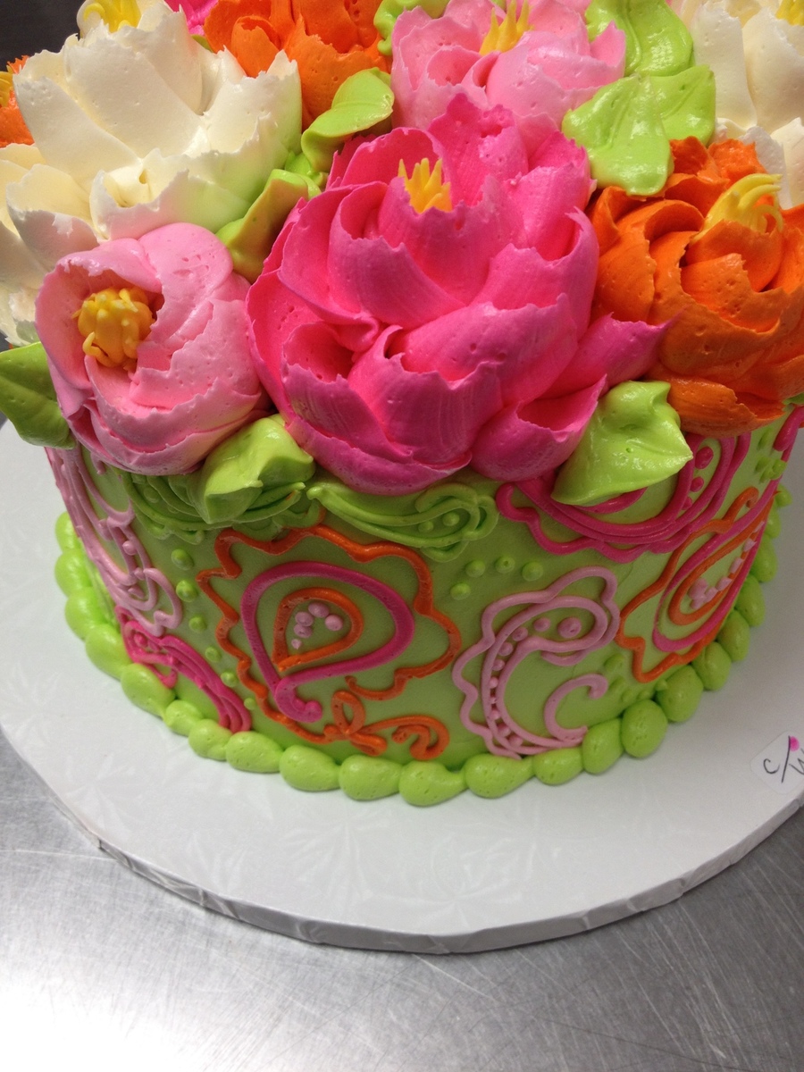 Colorful Buttercream Paisley Scrolling - CakeCentral.com