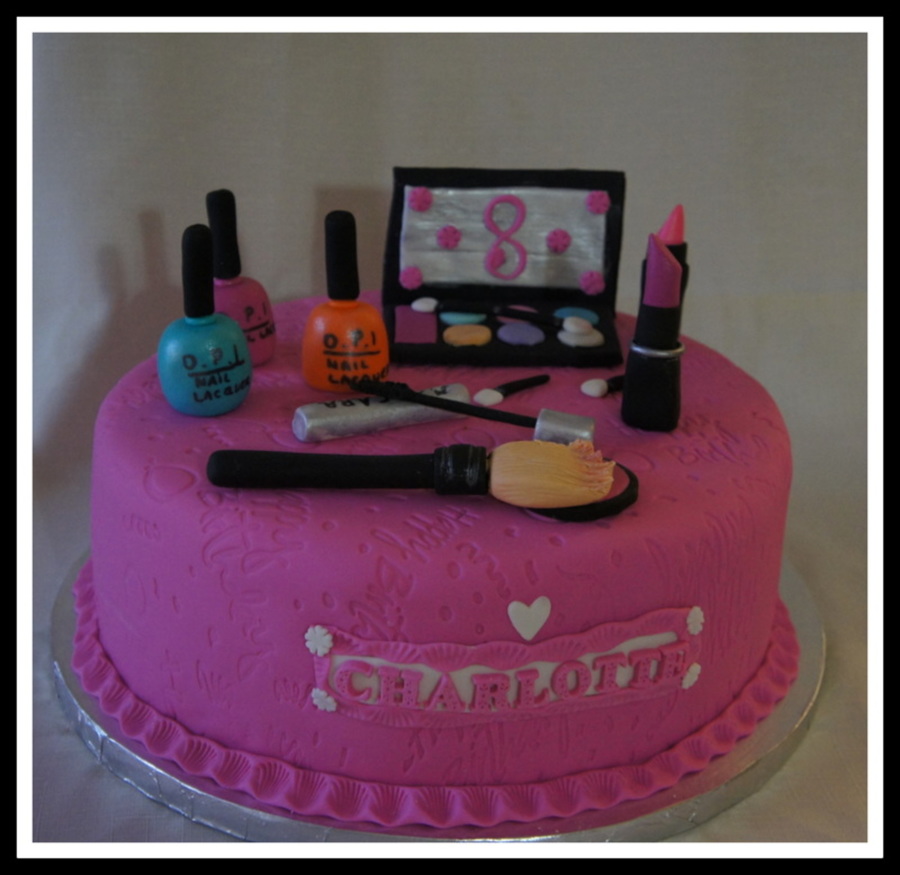 Makeup Cake - CakeCentral.com